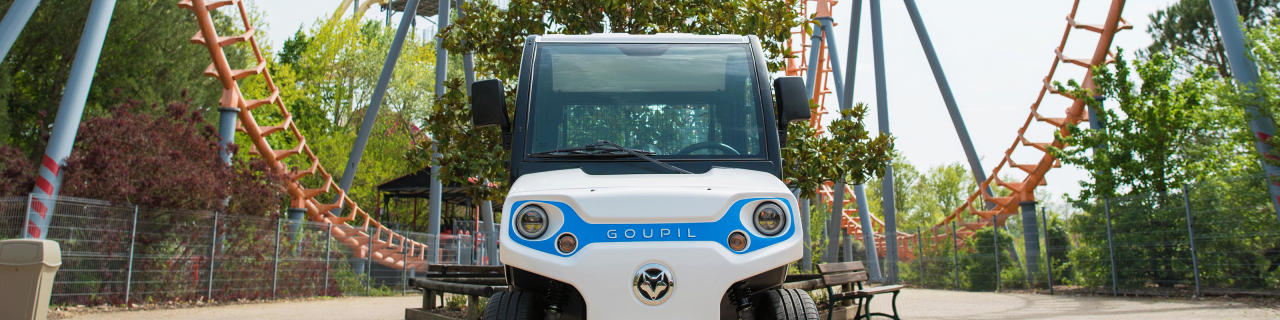 Versatile electric vehicles conceived for tourism and resorts